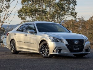 Toyota Crown Athlete 14th-Gen Buyers Guide – Ant's Cars